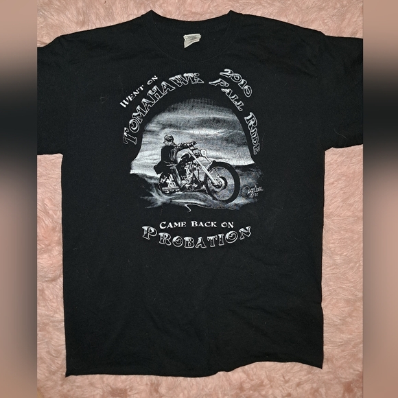 Gildan | Shirts | Gildan Black Short Sleeve Tee With Vintage Motorcycle ...
